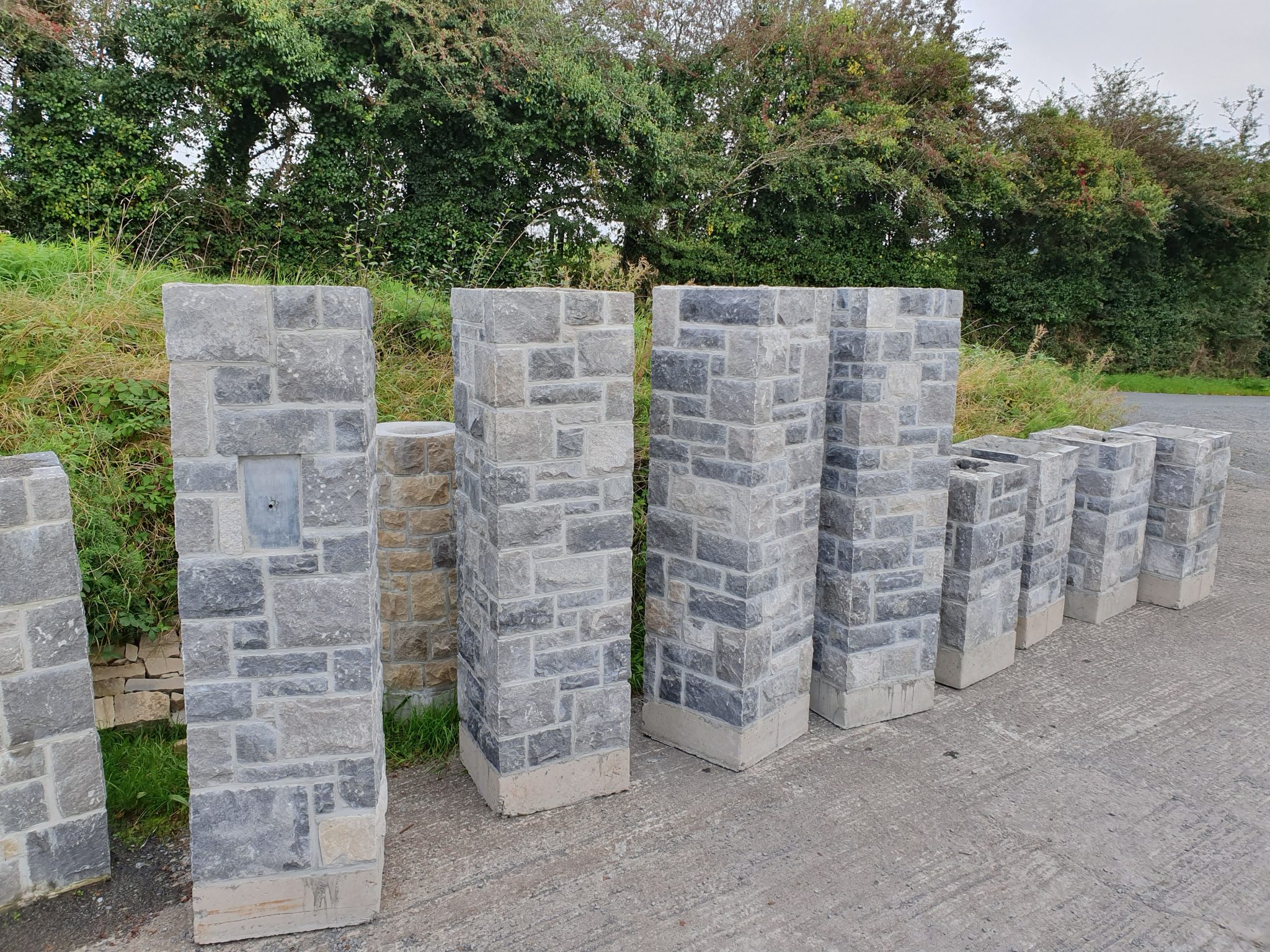 ROSCOMMON LIMESTONE BRIGHT COLOUR MORTAR BED - Stone Masonry